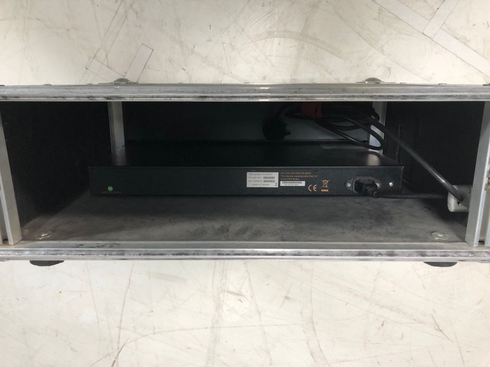 24-PORT MANAGED SIGNAMAX GIGABIT ETHERNET SWITCH